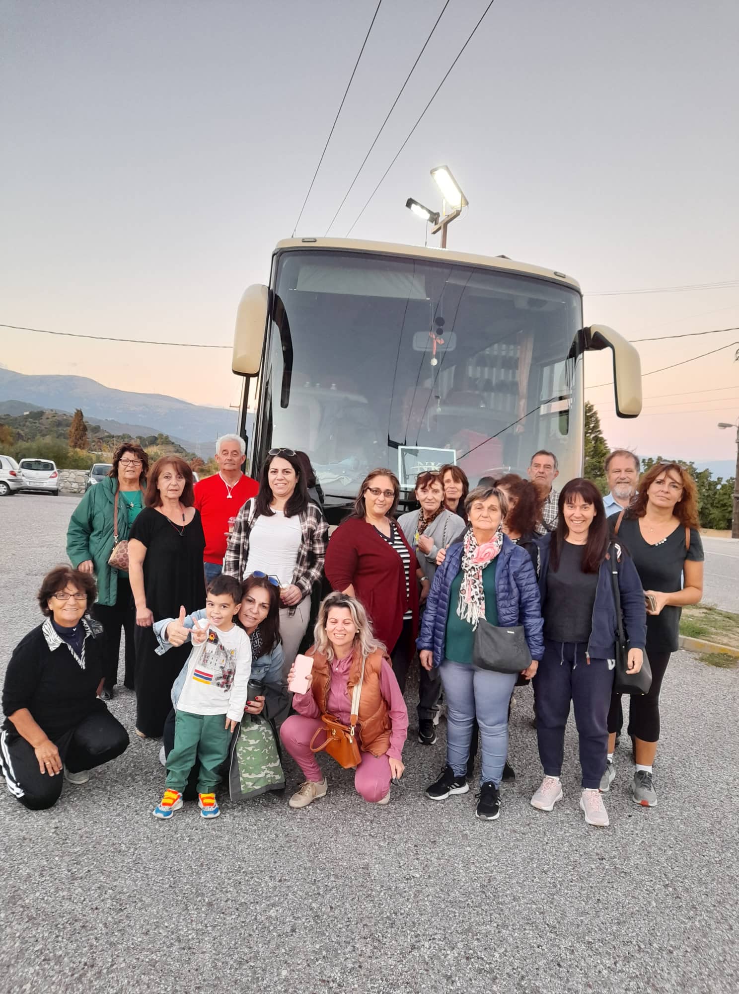 Ευχαριστήριες του Συλλόγου Φαρακλάτων “Παναιτ Ιστράτι Κυκλώπεια Τείχη ...